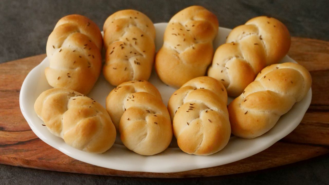 Nadýchané domácí housky z jednoho pramene | Stream